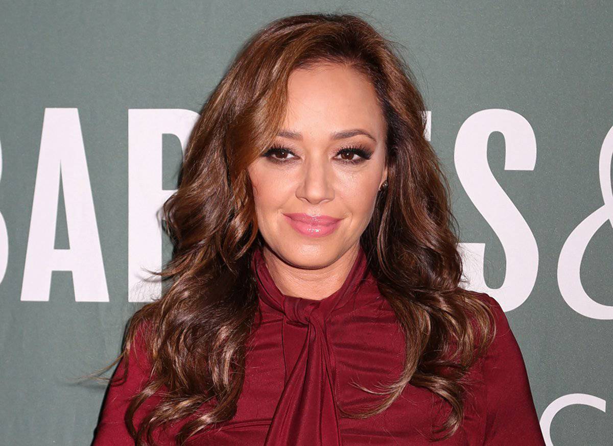 Leah Remini Wants Lapd To Investigate Officer Who Helped Les Moonves